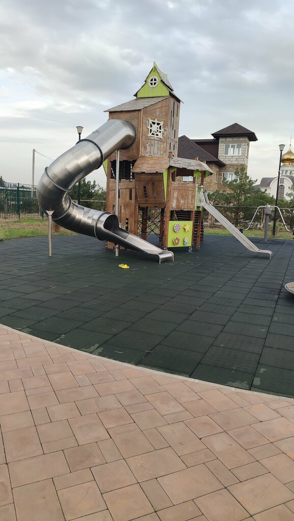 Oyun alanı Playground, Kırım Cumhuriyeti, foto