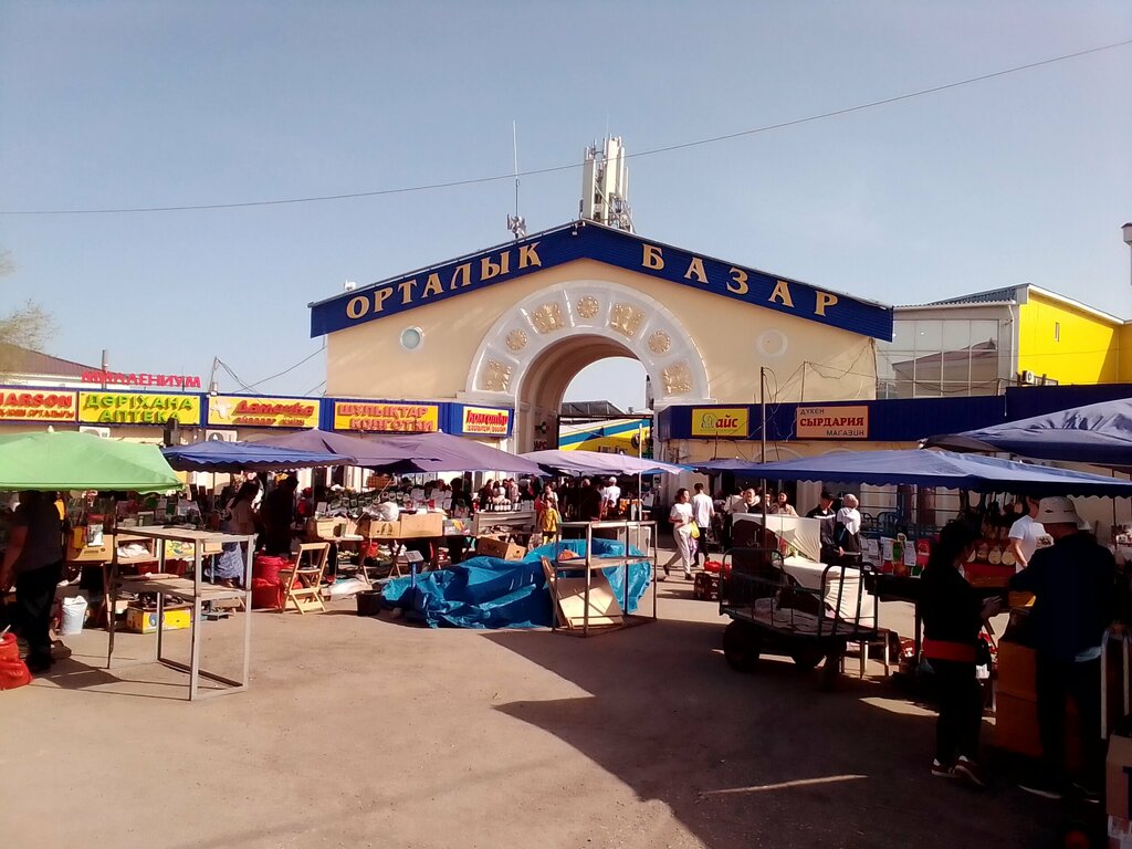 Gıda pazarı Central bazaar, Aktöbe, foto