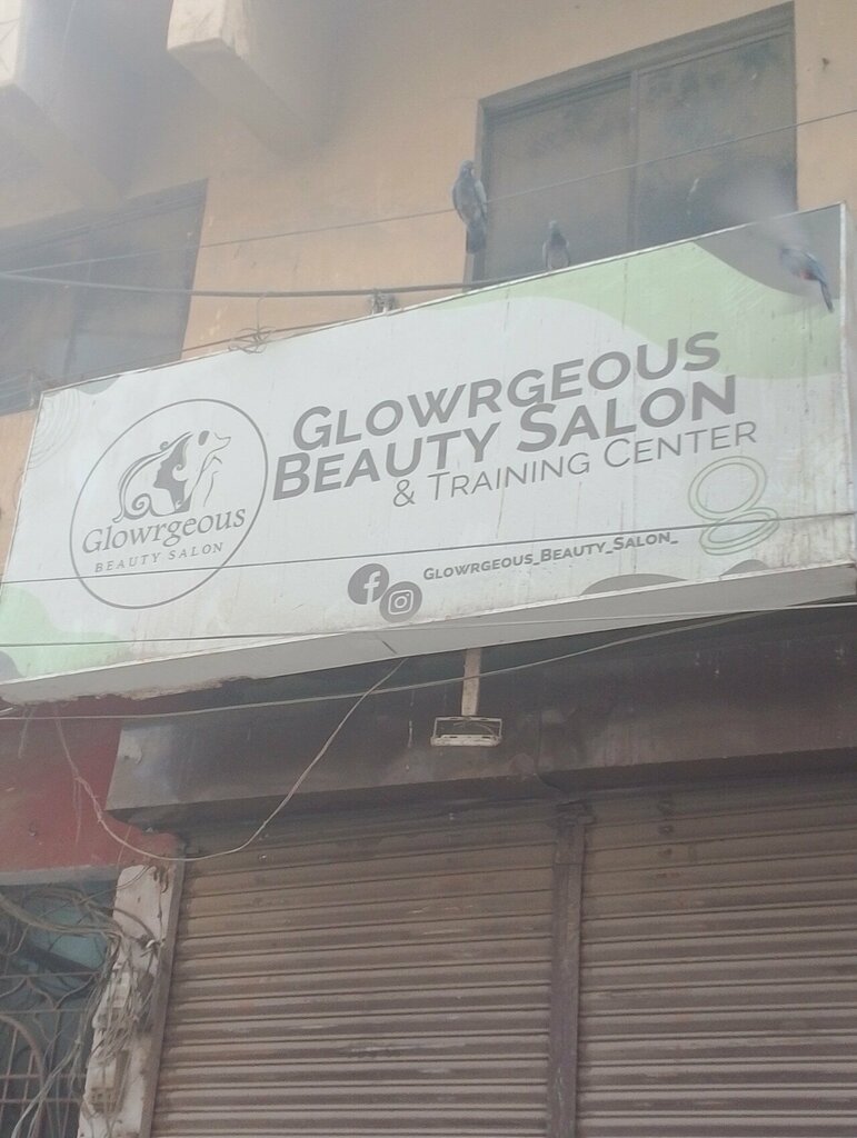 Güzellik salonu Glowrgeous, Karaçi, foto