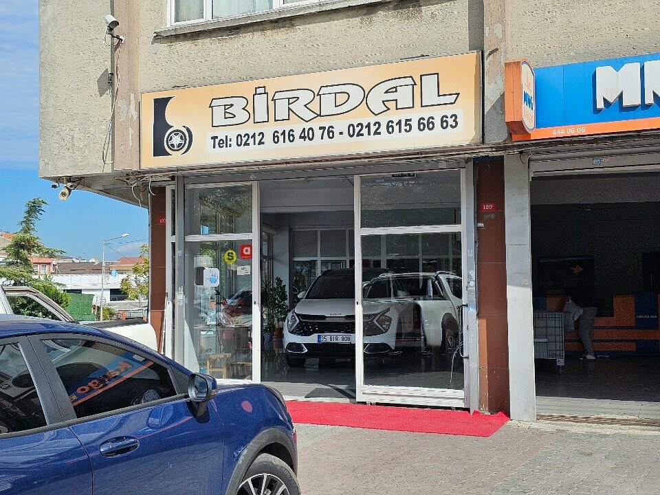 Otomobil satış galerileri Birdal, İstanbul, foto