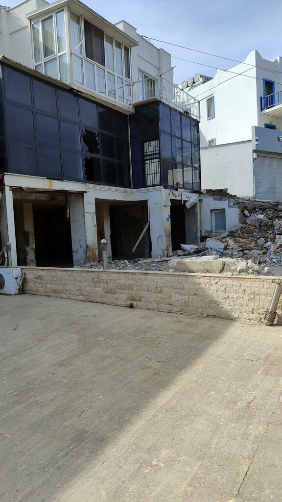 Antikacı dükkanları Can Antik Depo, Bodrum, foto