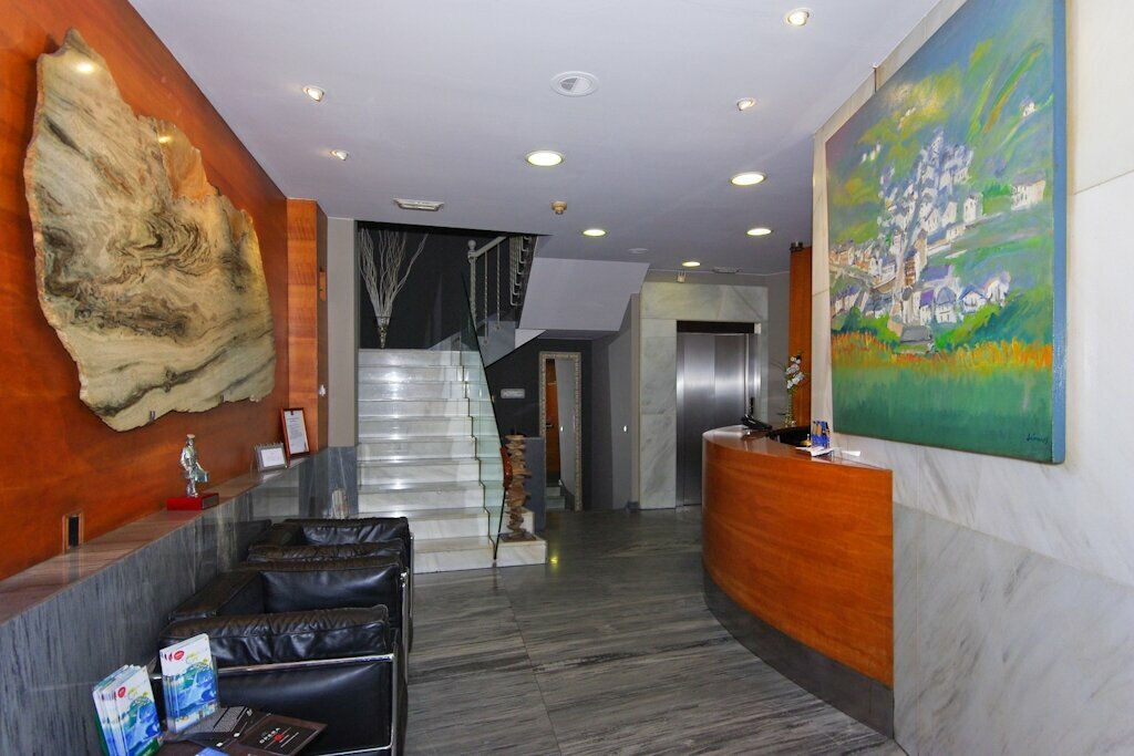 Otel Hotel Vetusta, Oviedo, foto