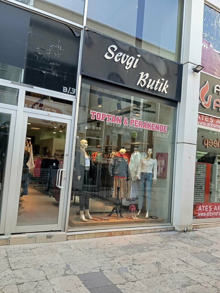 Giyim mağazası Sevgi Butik, Ankara, foto