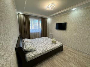 FreeDom (Baızaqov kóshesi No:147), otel  Pavlodar'dan