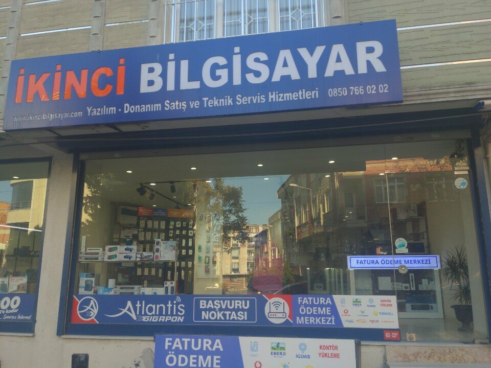Bilgisayar mağazaları İkinci Teknoloji, İstanbul, foto