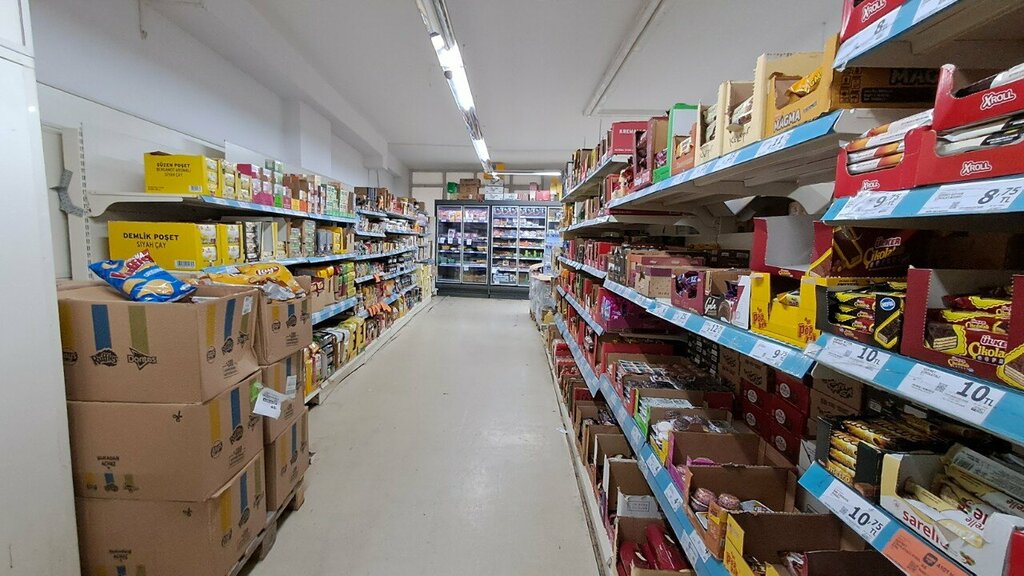 Süpermarket A 101, İstanbul, foto