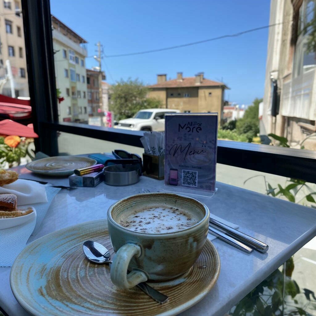 Kafe All For More Cafe & Restaurant, Ortahisar, foto