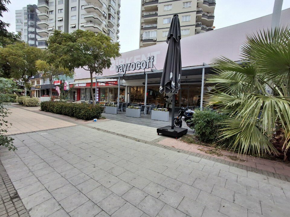 Kahve dükkanları Vayrocoff, Adana, foto