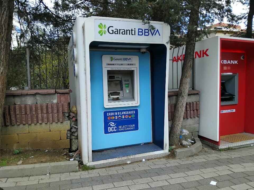 ATM'ler Garanti BBVA ATM, İstanbul, foto
