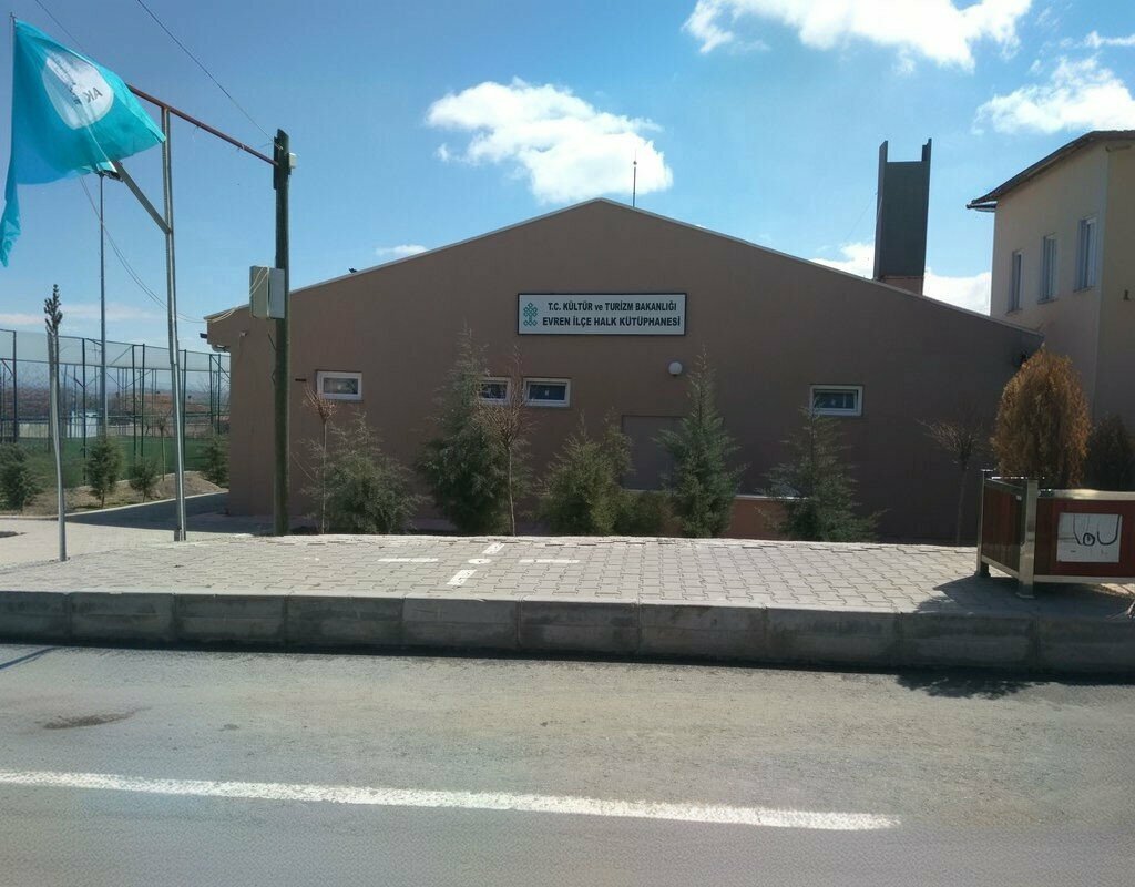 Kütüphaneler Evren İlçe Halk Kütüphanesi, Evren, foto