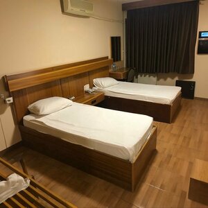 Ege Güneş Hotel (İzmir, Fatih Cad., 69), otel  İzmir'den