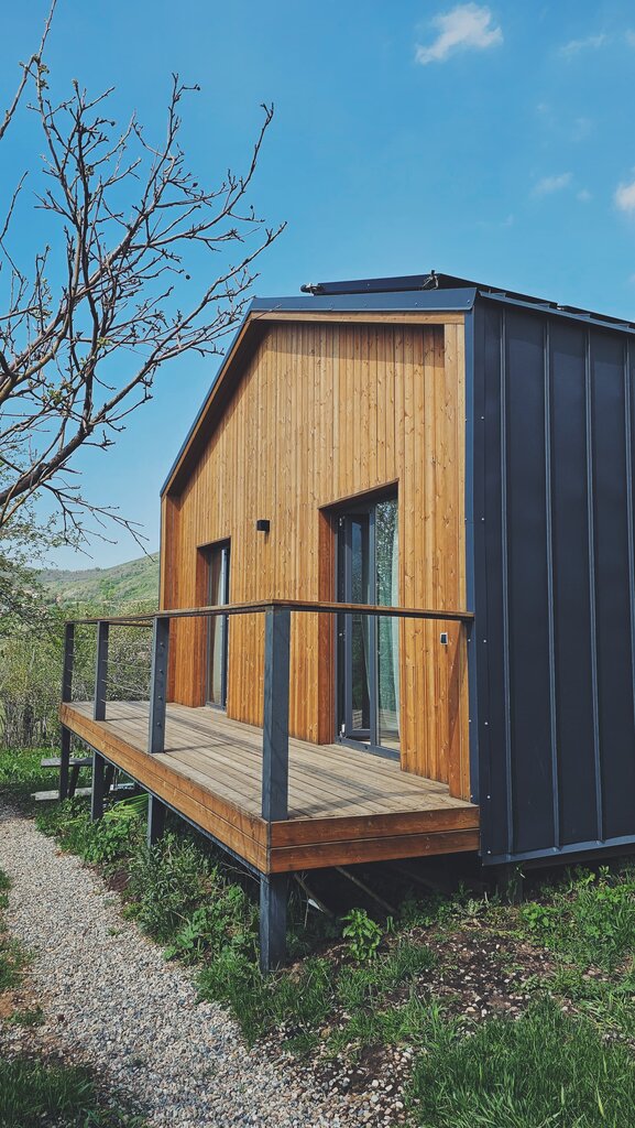 Konuk evi Yolo Barn, Almatı eyaleti, foto