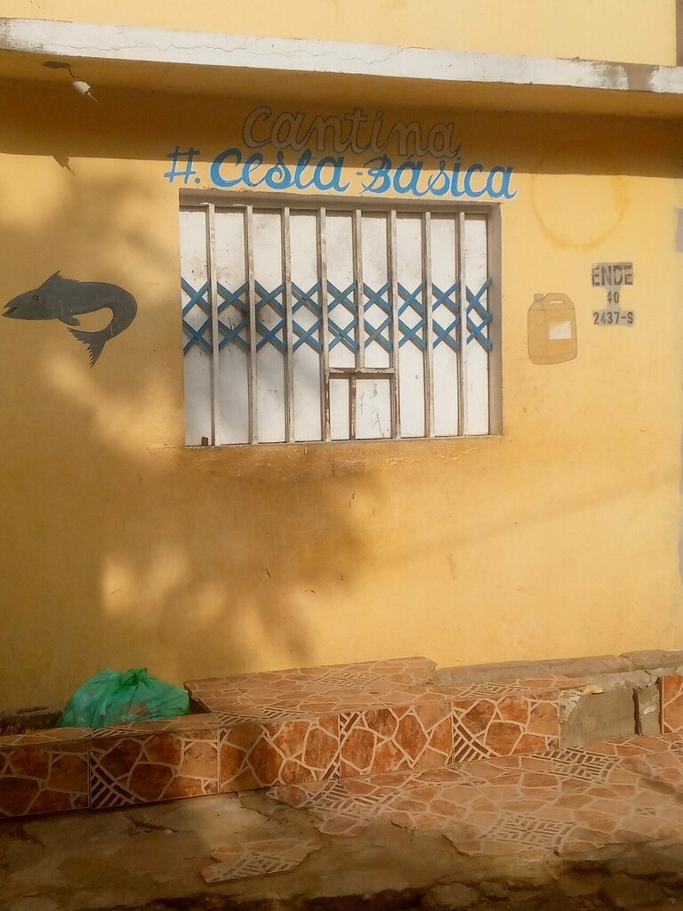 Kantin, yemekhane Cantina Cesta Básica, Loanda, foto