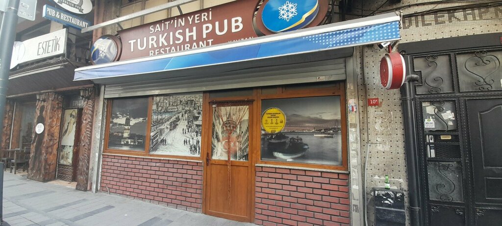 Bar Sait'in Yeri Turkish Pub Restaurant, İstanbul, foto