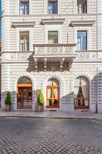 Hotel Raffaello (Rome, Via Urbana), otel  Roma'dan