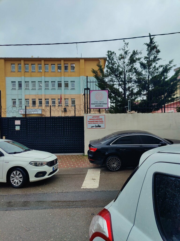 Çocuk bakım evleri Hüseyin Avni Sipahi Anaokulu, İstanbul, foto