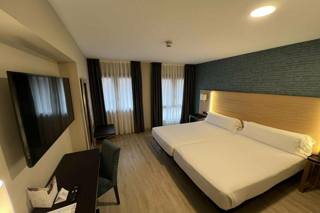 Otel Hotel Zentral Ramiro i Oviedo, Oviedo, foto