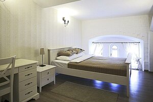 Bonhotel (Lenina Street No:2), otel  Astrahan'dan