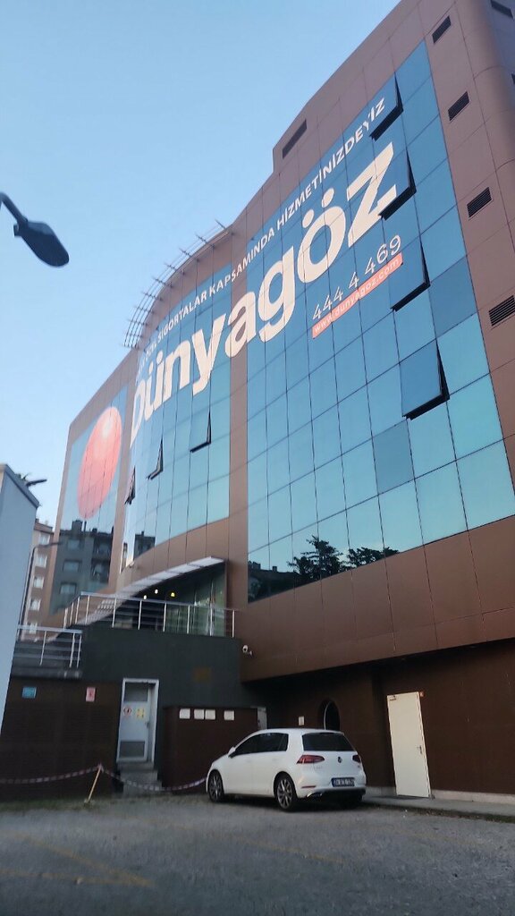 Hastaneler Dünyagöz Hastanesi, İstanbul, foto