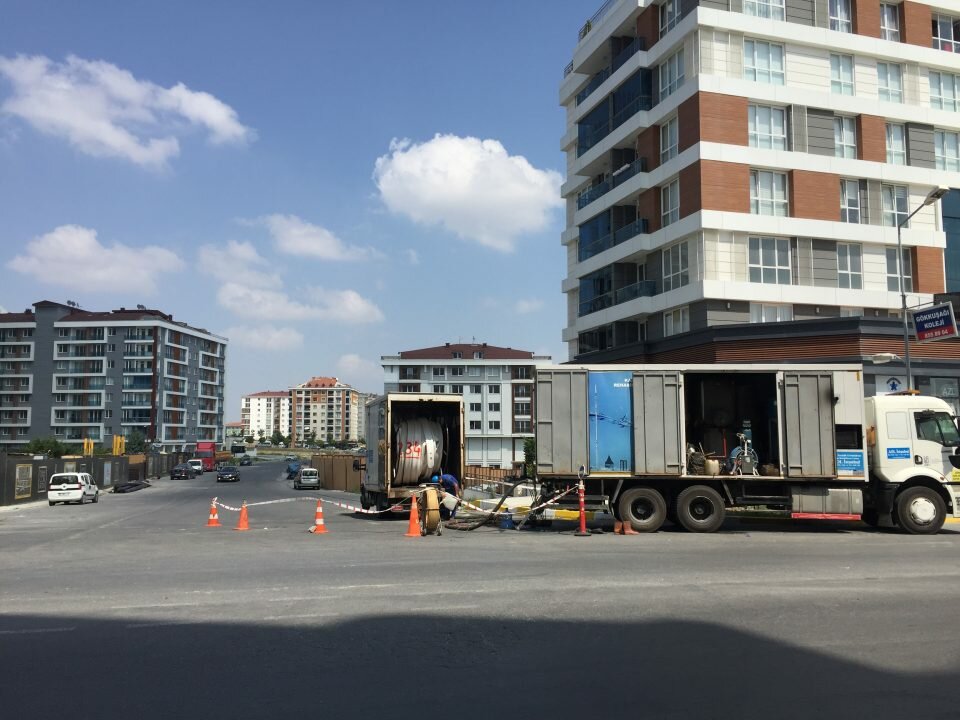 Altyapı hizmetleri Aol İstanbul, İstanbul, foto