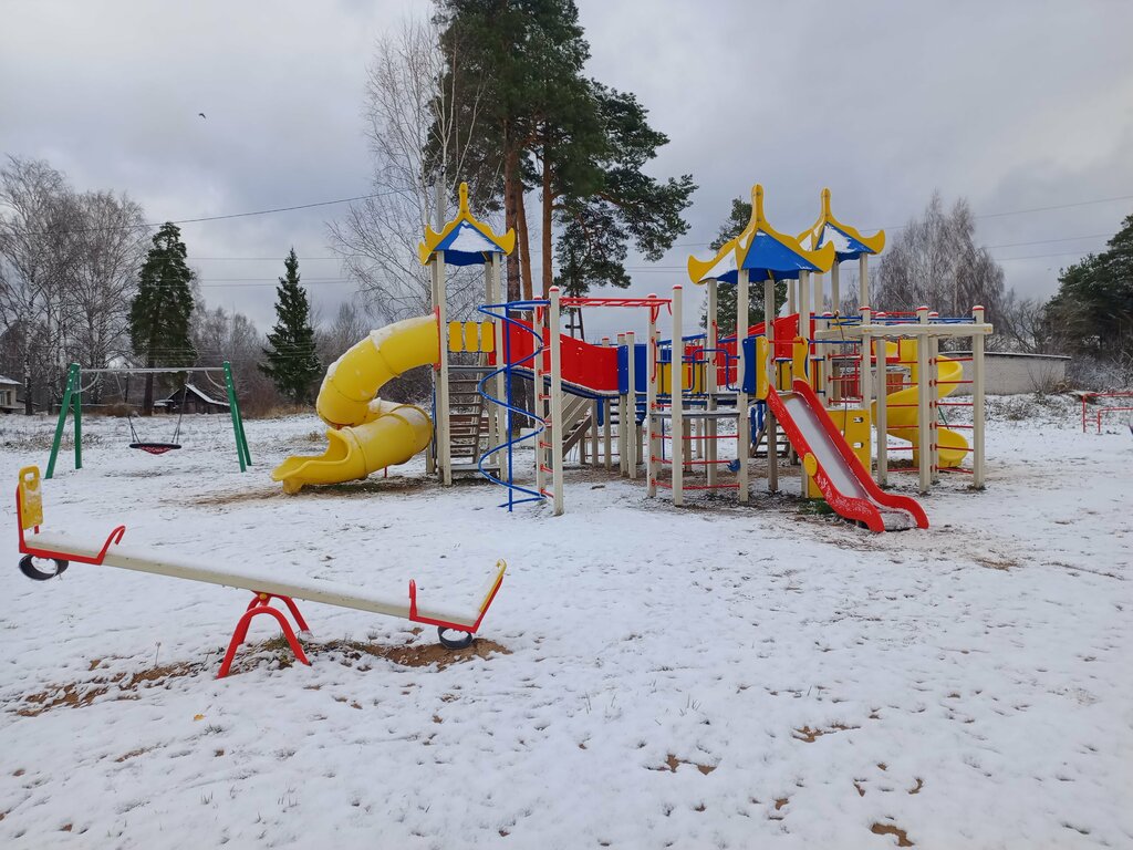 Oyun alanı Playground, Nijegorodskaya oblastı, foto