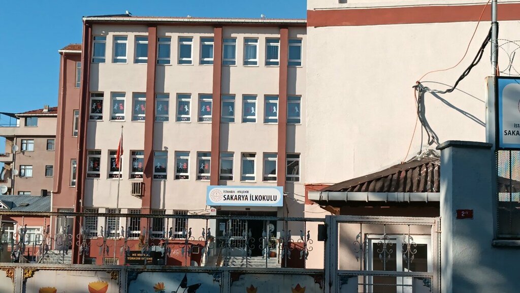 i̇lkokul Sakarya İlkokulu, İstanbul, foto