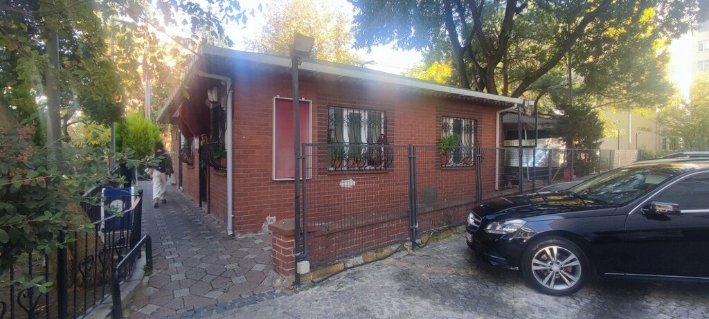 Muhtarlıklar Esentepe Mahalle Muhtarlığı, İstanbul, foto