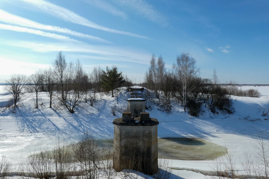 Turistik yerler Быки железнодорожного моста, Yaroslavskaya oblastı, foto