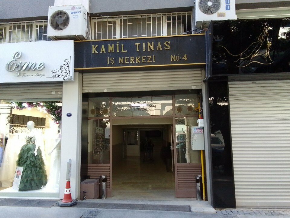 i̇ş merkezi Kamil Tinas İş Merkezi, İzmir, foto