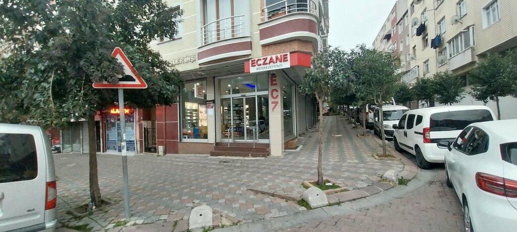 Eczaneler Merkezefendi Eczanesi, İstanbul, foto