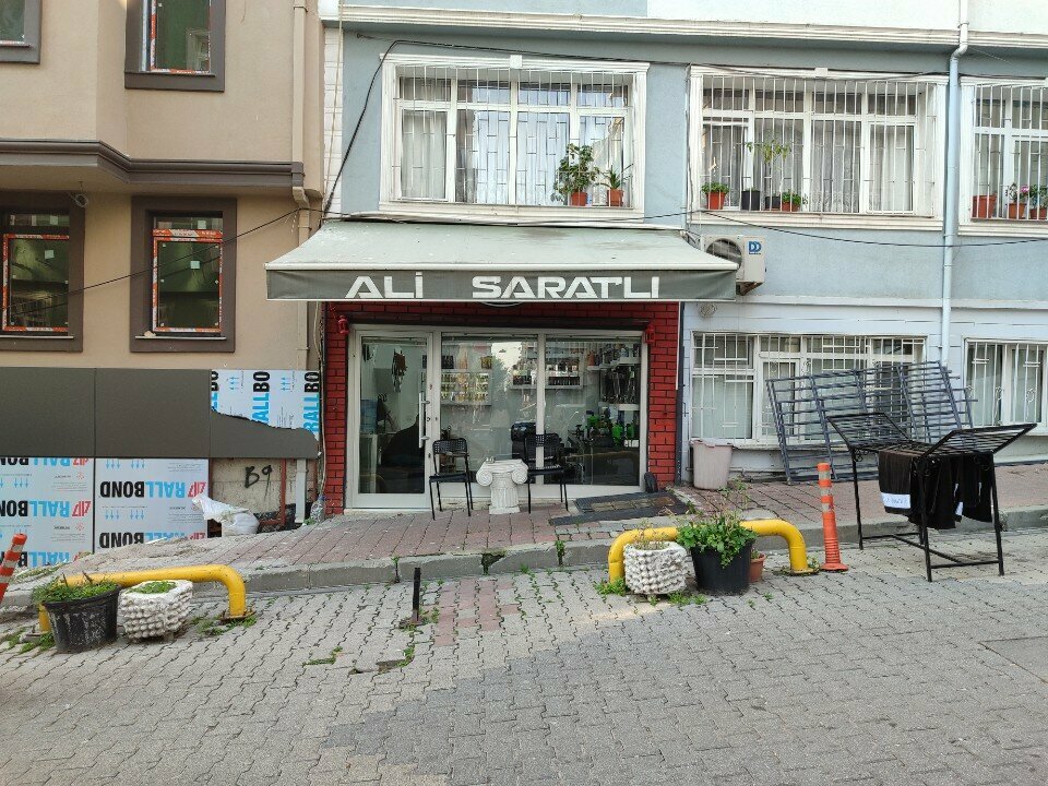 Berberler Ali Saratlı Erkek Kuaförü, İstanbul, foto