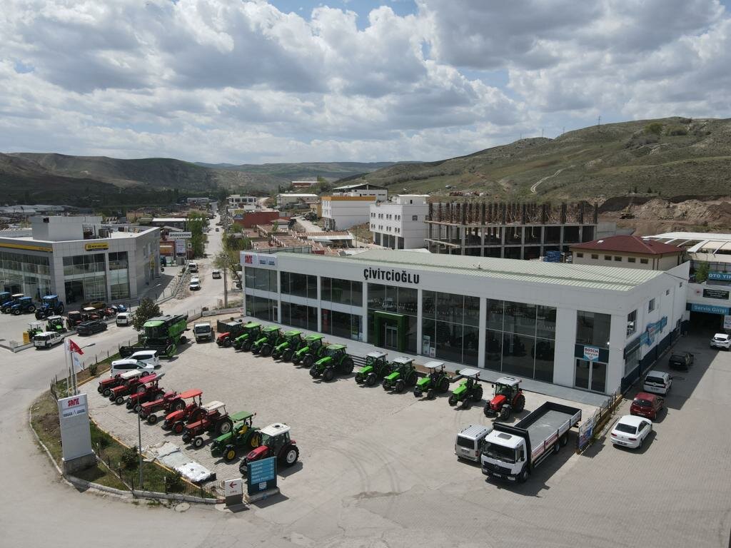 Otomobil satış galerileri Çivitcioğlu Plaza, Çankırı, foto