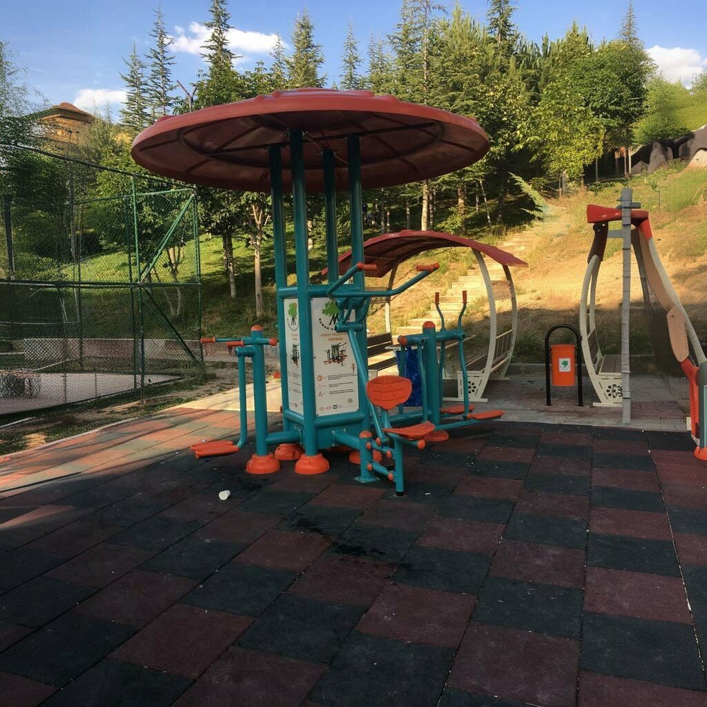 Kültür ve eğlence parkları Şehit Ercan Uygun Parkı, Ankara, foto