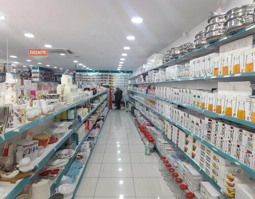 Alışveriş merkezleri Tahtakale Avm, Gönen, foto