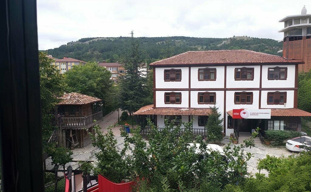 Devlet kurumları ve bakanlıklar Kastamonu El Sanatları Araştırma Enstitüsü Müdürlüğü, Kastamonu, foto
