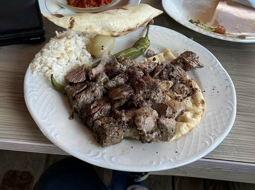 Restoran Öz Hanedan Kebap, Isparta, foto