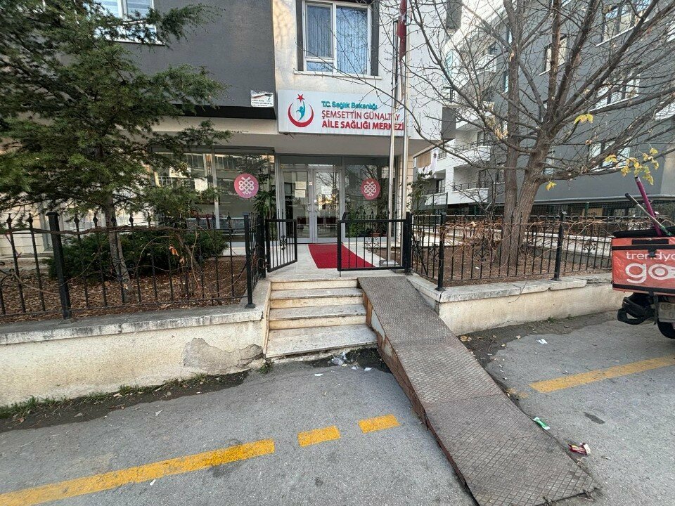 Aile sağlığı merkezi Şemsettin Günaltay Aile Sağlığı Merkezi, Ankara, foto