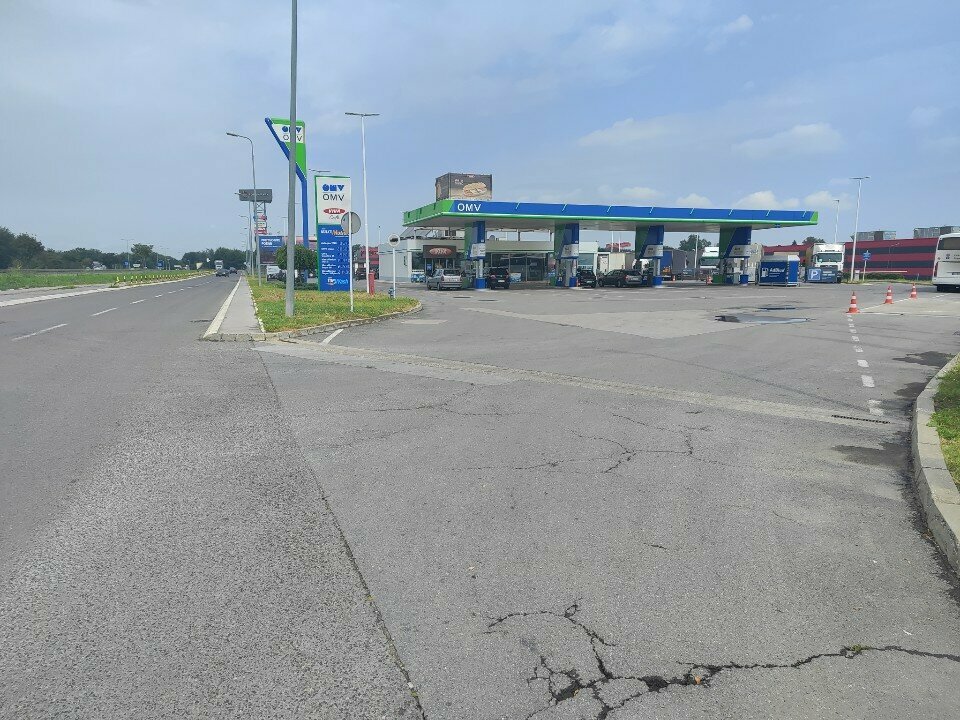 Benzin istasyonu OMV, Belgrad, foto