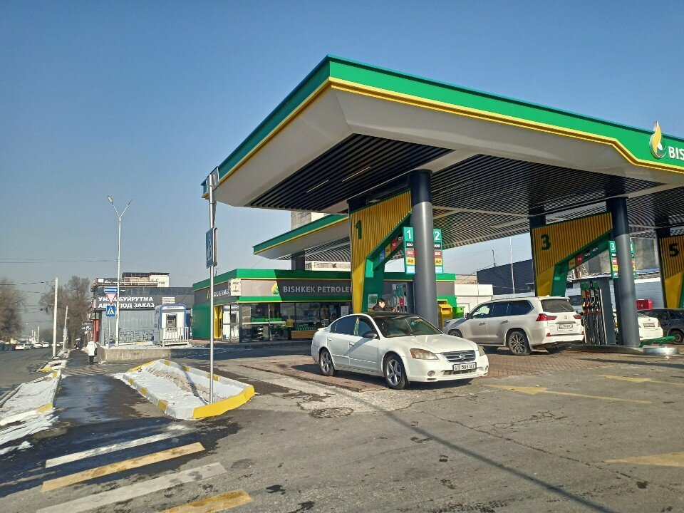 Benzin istasyonu Bishkek Petroleum, Bişkek, foto
