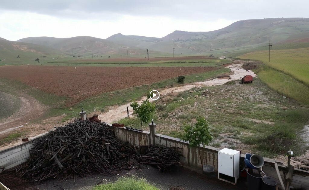Restoran Aydınlar Alabalık Tesisi, Kovancılar, foto