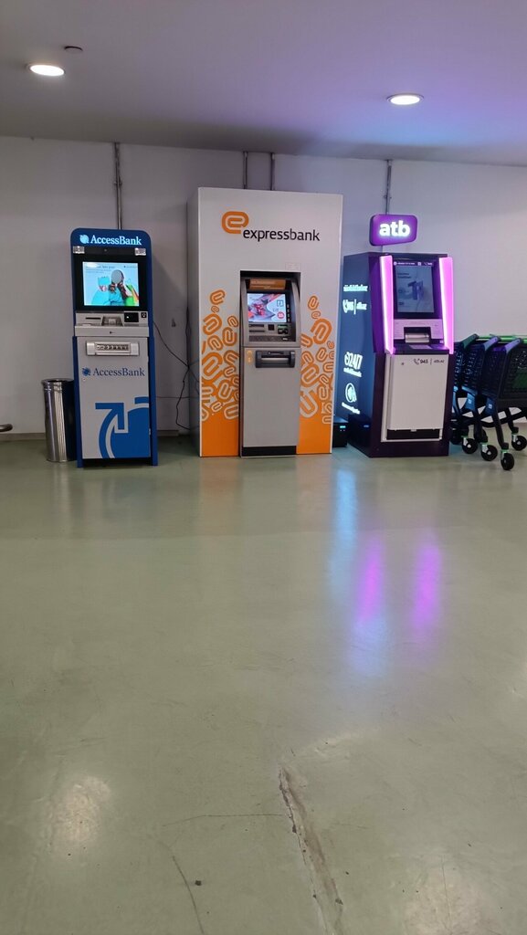 ATM'ler Ehpressbank, Bakü, foto