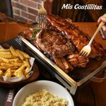 Mis Costillitas Mall Aventura Santa Anita (Distrital Ate, Avenida Nicolás Ayllón, 111), restoran  Lima Bölgesi'nden