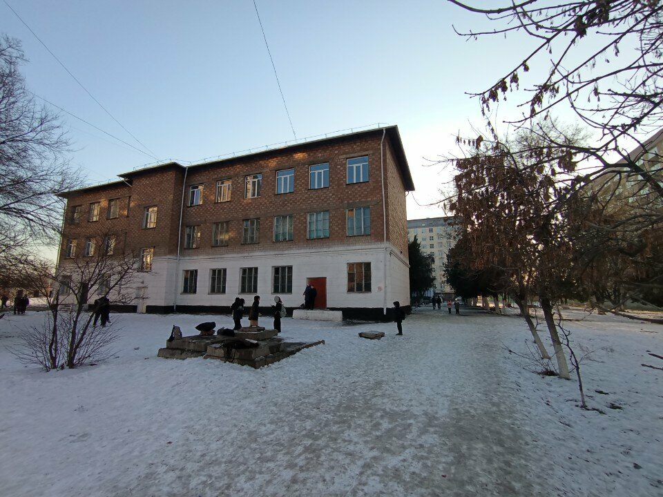 Ortaokul Secondary Comprehensive School No. 53, Bişkek, foto