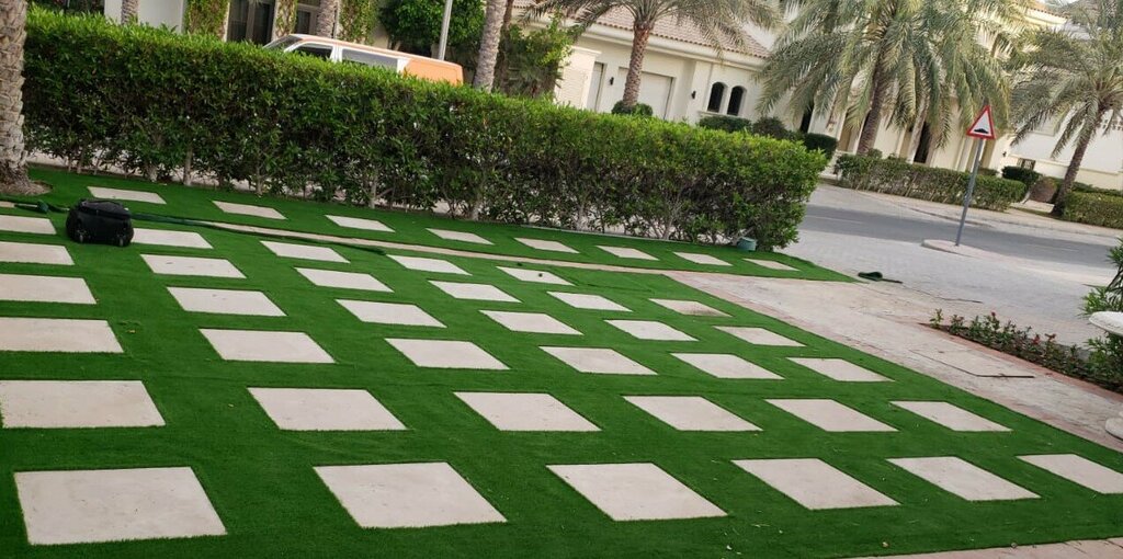 Yapay bitki ve çiçek Artificial Grass Potted Plant, Uae, Dubai, foto