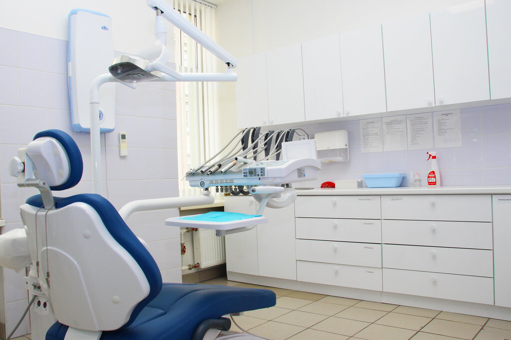 Özel ağız ve diş sağlığı klinikleri ve muayenehaneleri Zybnoy centr, Saint‑Petersburg, foto