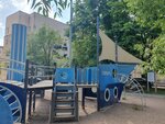 Playground (Saint Petersburg, Pokrovskiy ostrov), oyun alanı  Saint‑Petersburg'dan