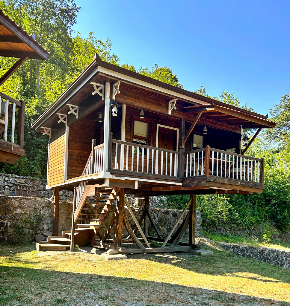 Restoran İstanbuldere Alabalık Evi, Sapanca, foto