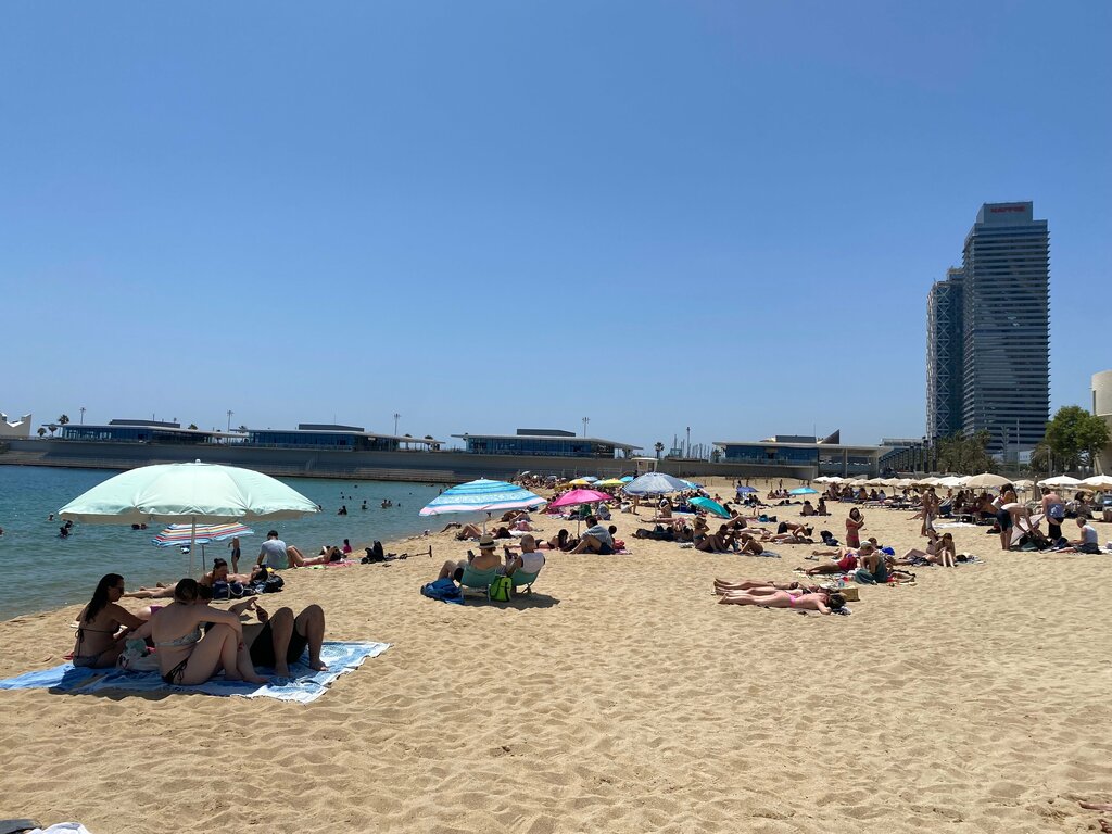 Plaj Playa del Bogatell, Barselona, foto
