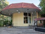 Michyos (Abovyan Street No:41/4), dans okulları  Erivan'dan