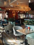 Iris Trattoria (Troitskiy Avenue No:17), kafe  Arhangelsk'ten